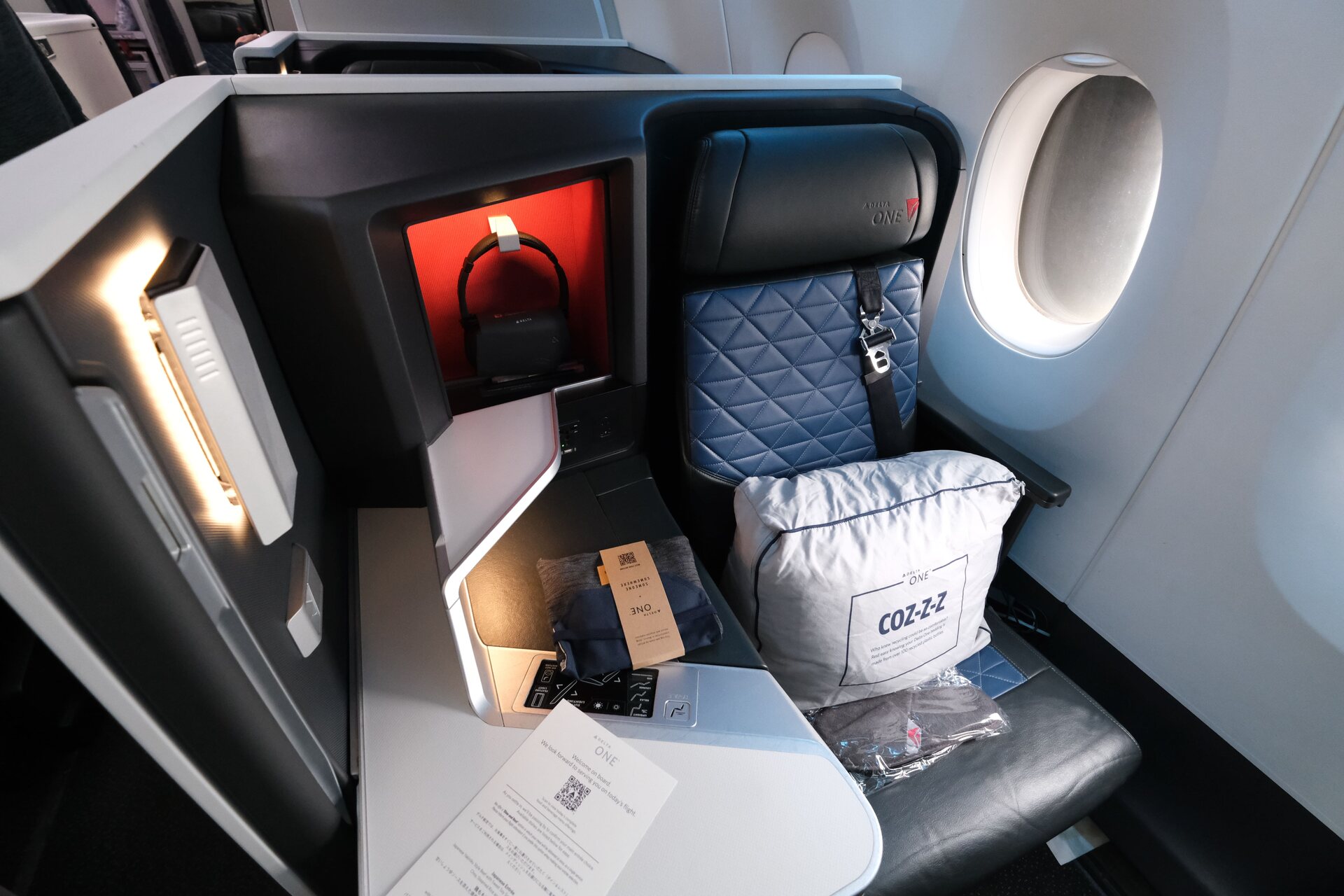 Delta One Business Class Review A350-900 Atlanta ATL to Tokyo Haneda ...