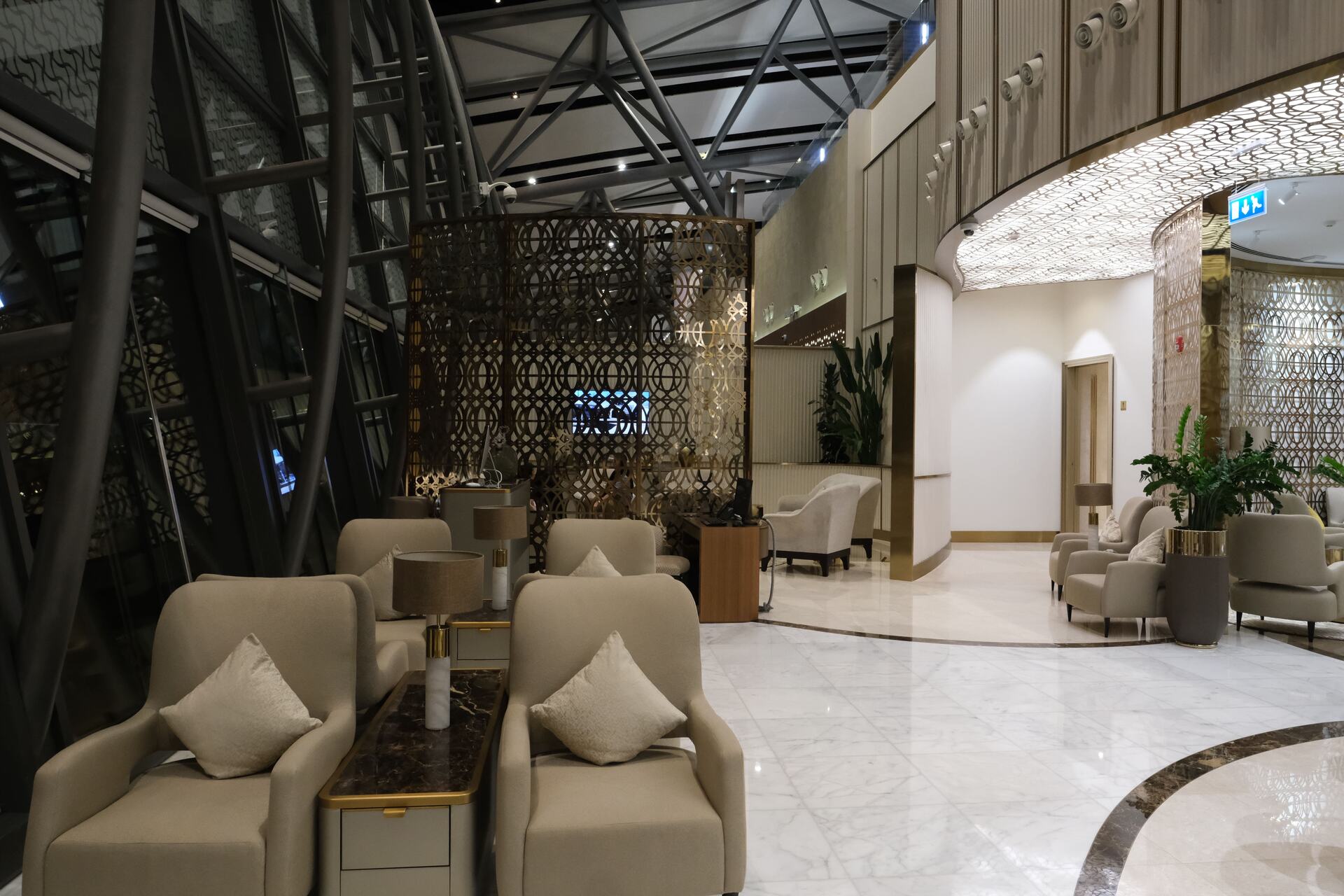 Oman Air First Class Lounge Review Muscat MCT