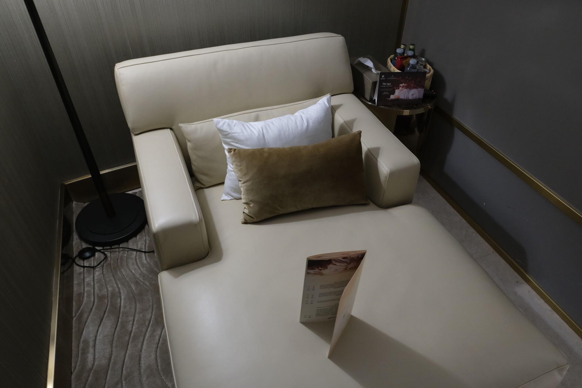 Oman Air First Class Lounge Review Muscat MCT