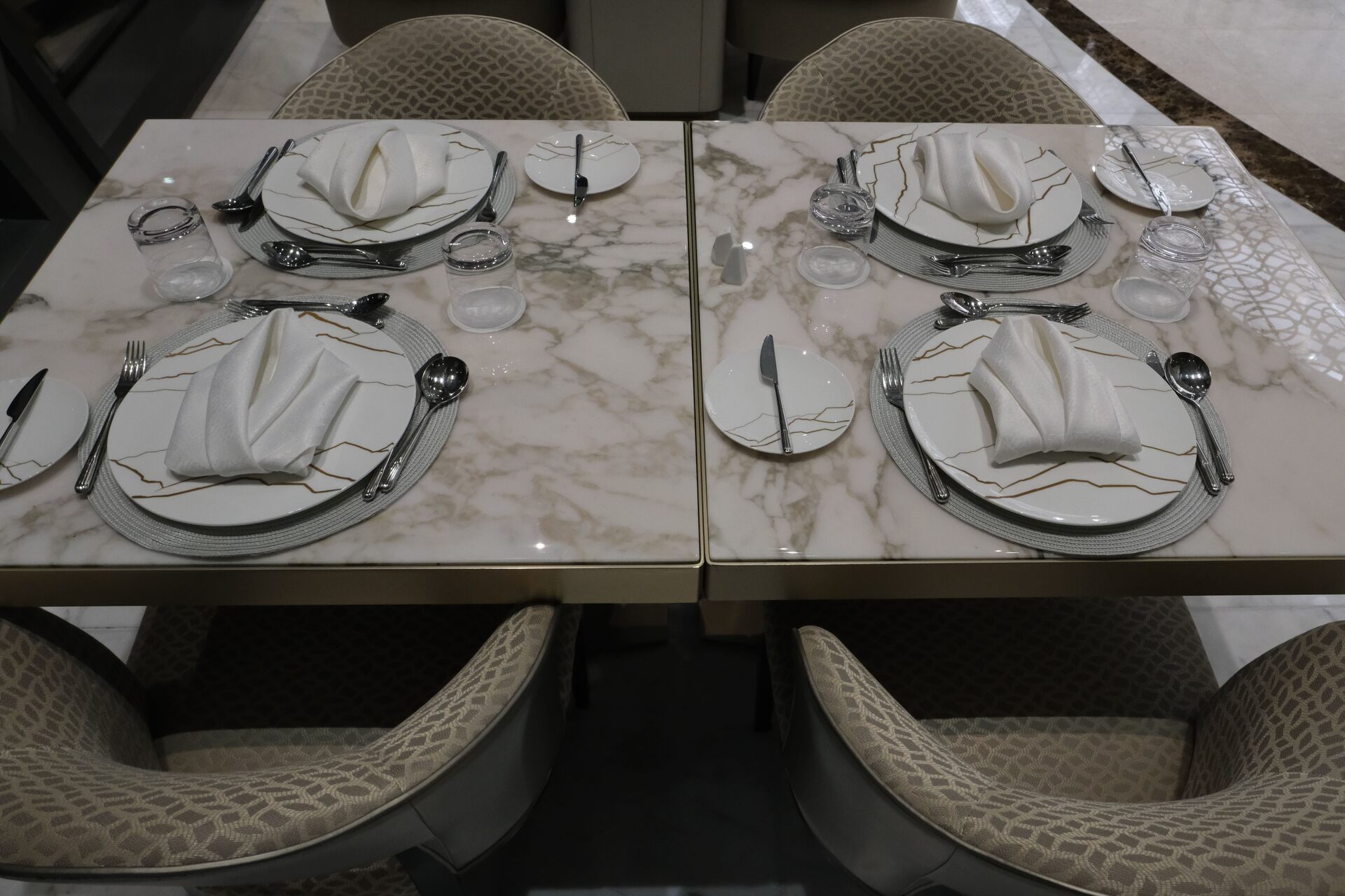 Oman Air First Class Lounge Review Muscat MCT