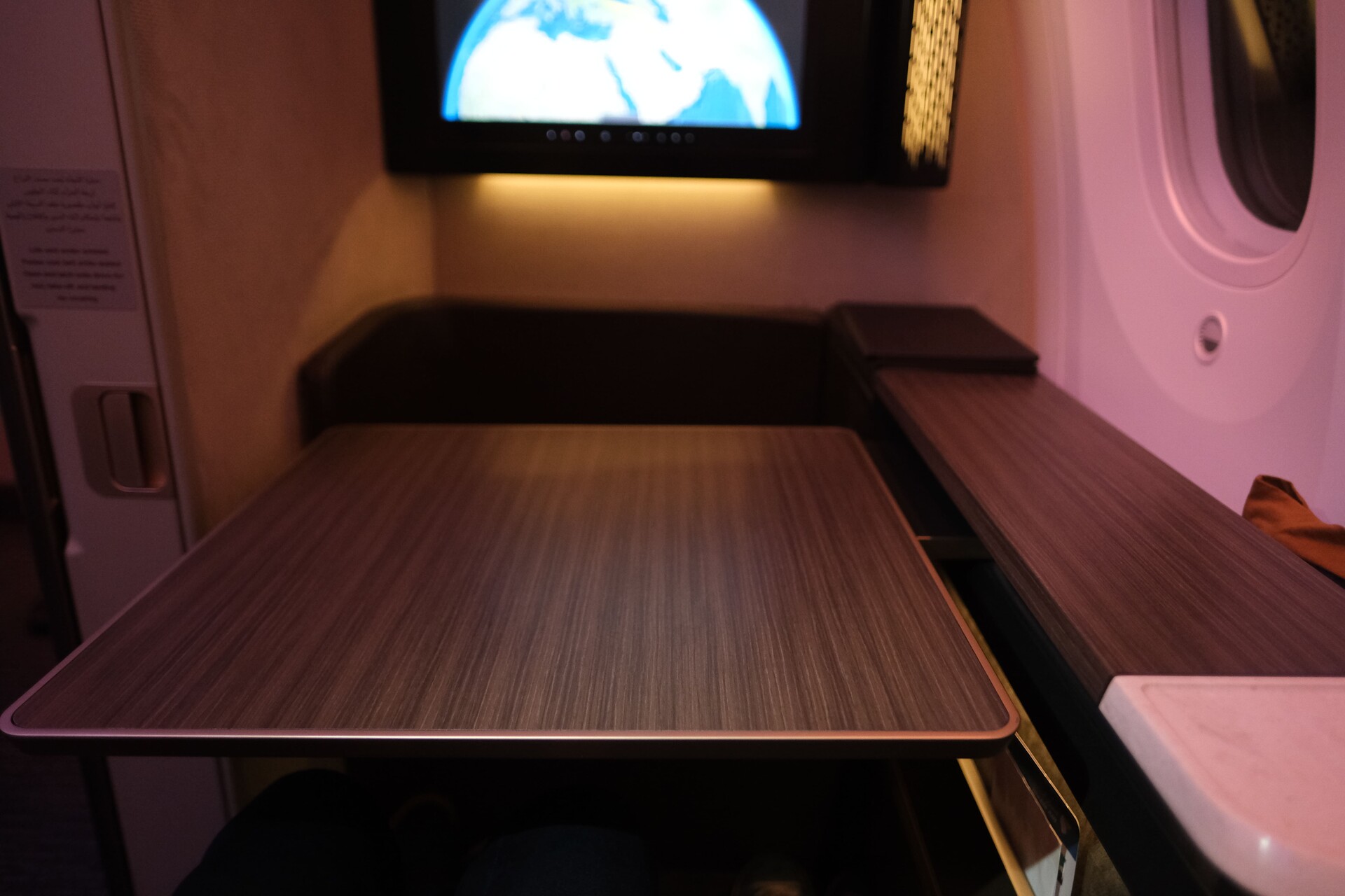 Oman Air First Class Review B787-800 Muscat Oman MCT to Frankfurt ...