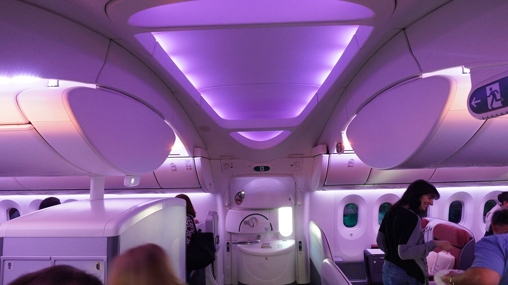LATAM Airlines Business Class Review B787-800 New York JFK to Santiago ...