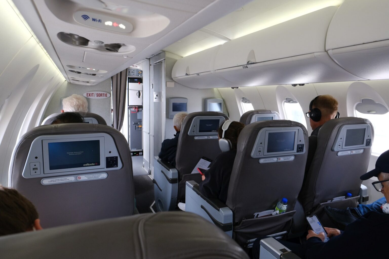 Air Canada Jazz Business Class Review CRJ-900 San Francisco SFO to ...