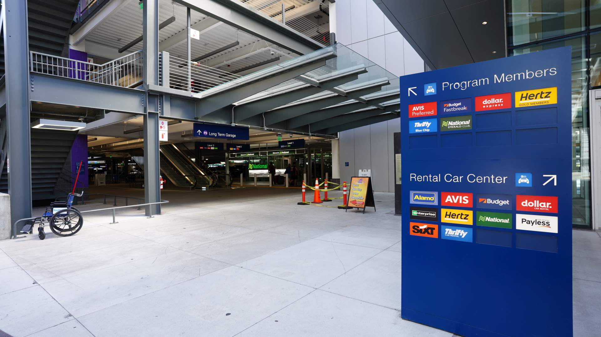 Car Rental Review: Polestar 2 Electric Sedan Hertz Car Rental Portland PDX