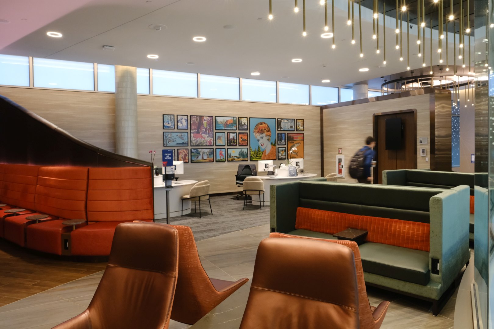 Delta Sky Club Lounge at Minneapolis St. Paul MSP G18 Wing