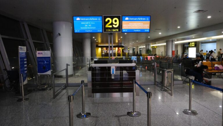 Vietnam Airlines Lotus Lounge Hanoi Vietnam HAN