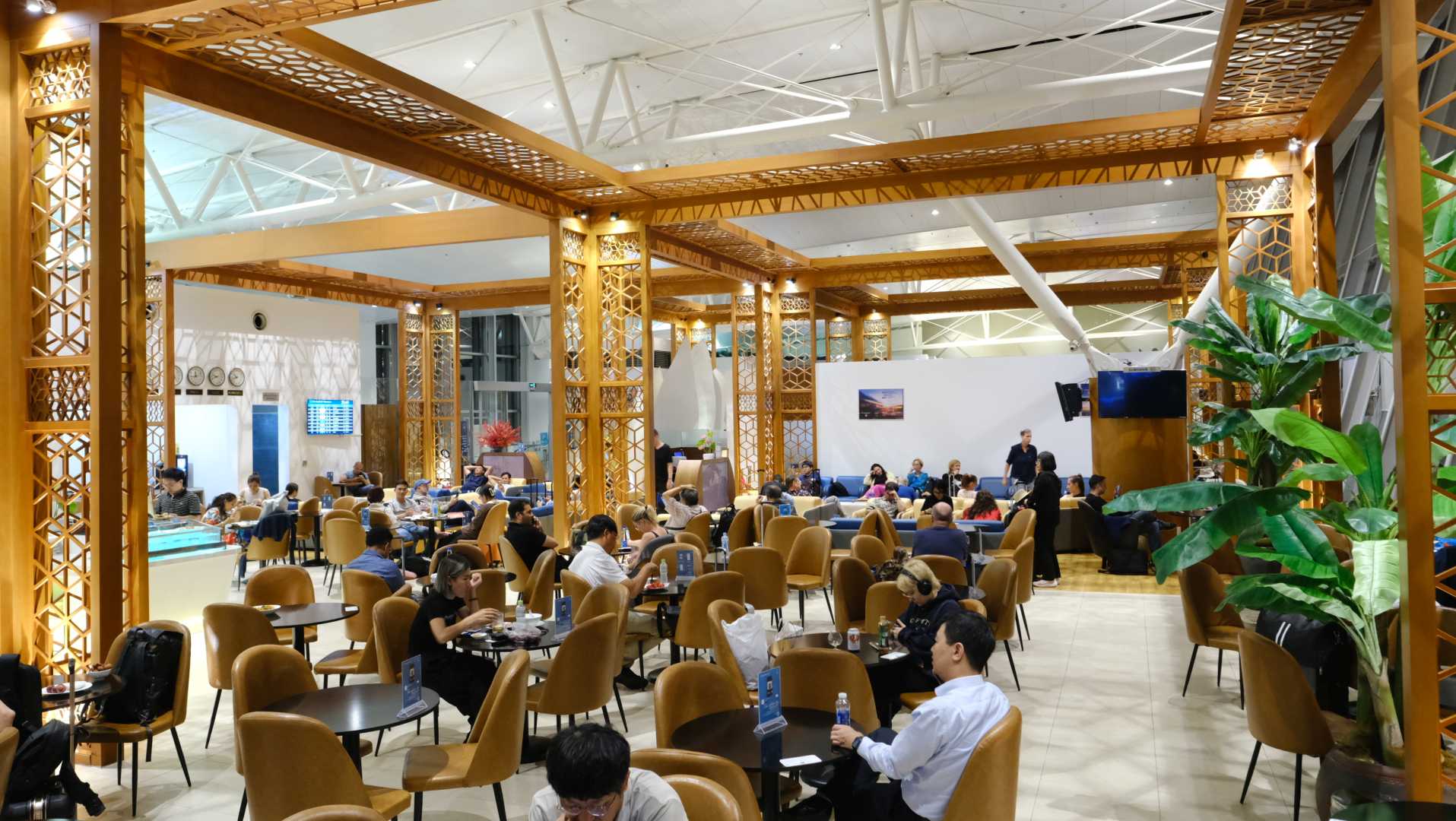 Vietnam Airlines Lotus Lounge Hanoi Vietnam HAN