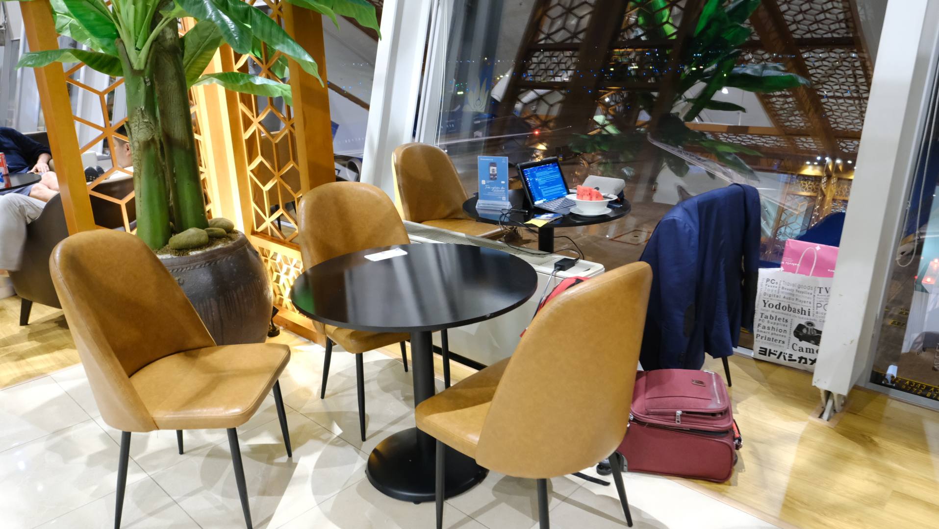 Vietnam Airlines Lotus Lounge Hanoi Vietnam HAN