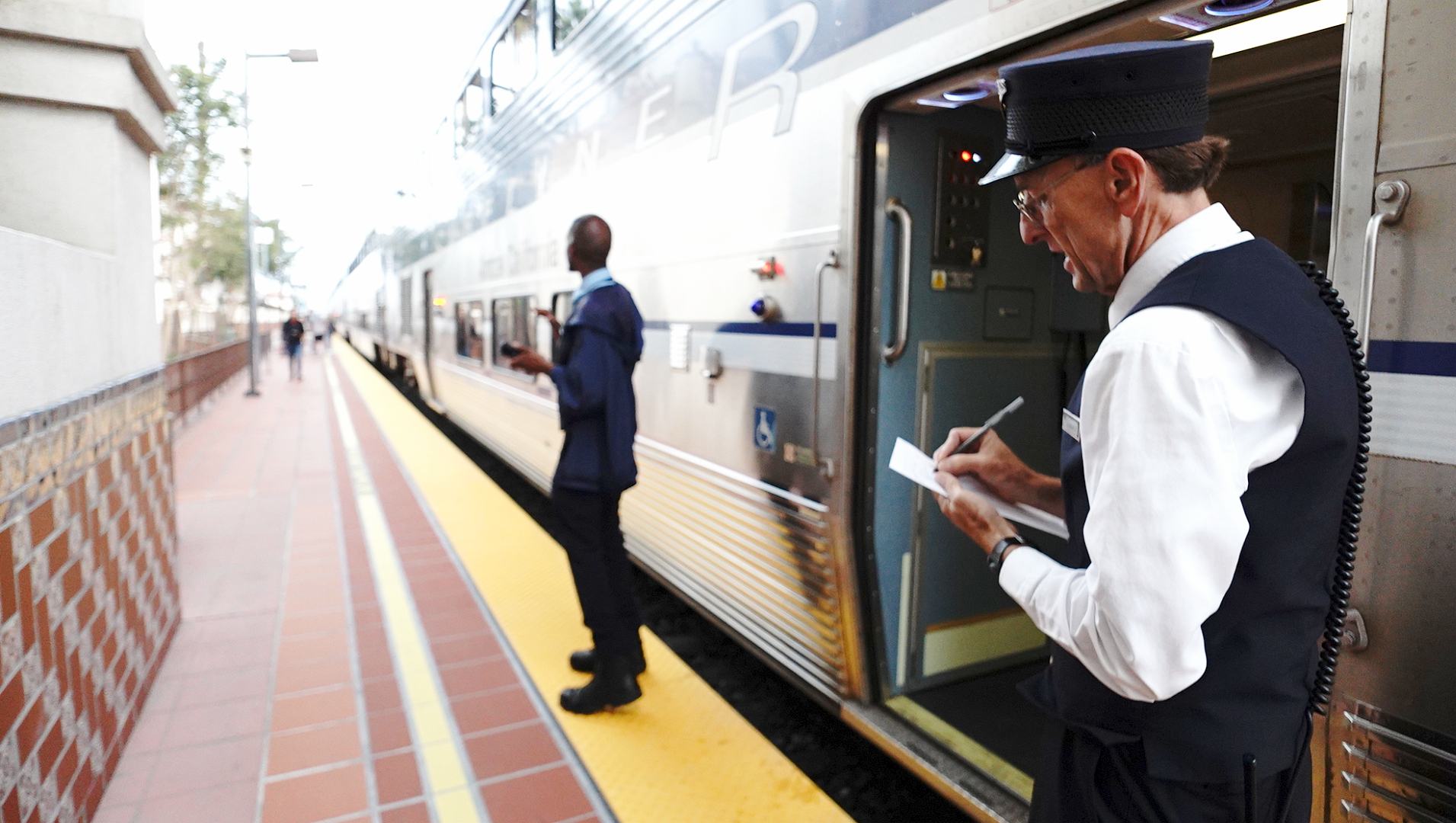 Amtrak Pacific Surfliner Business Class Santa Ana to San Diego