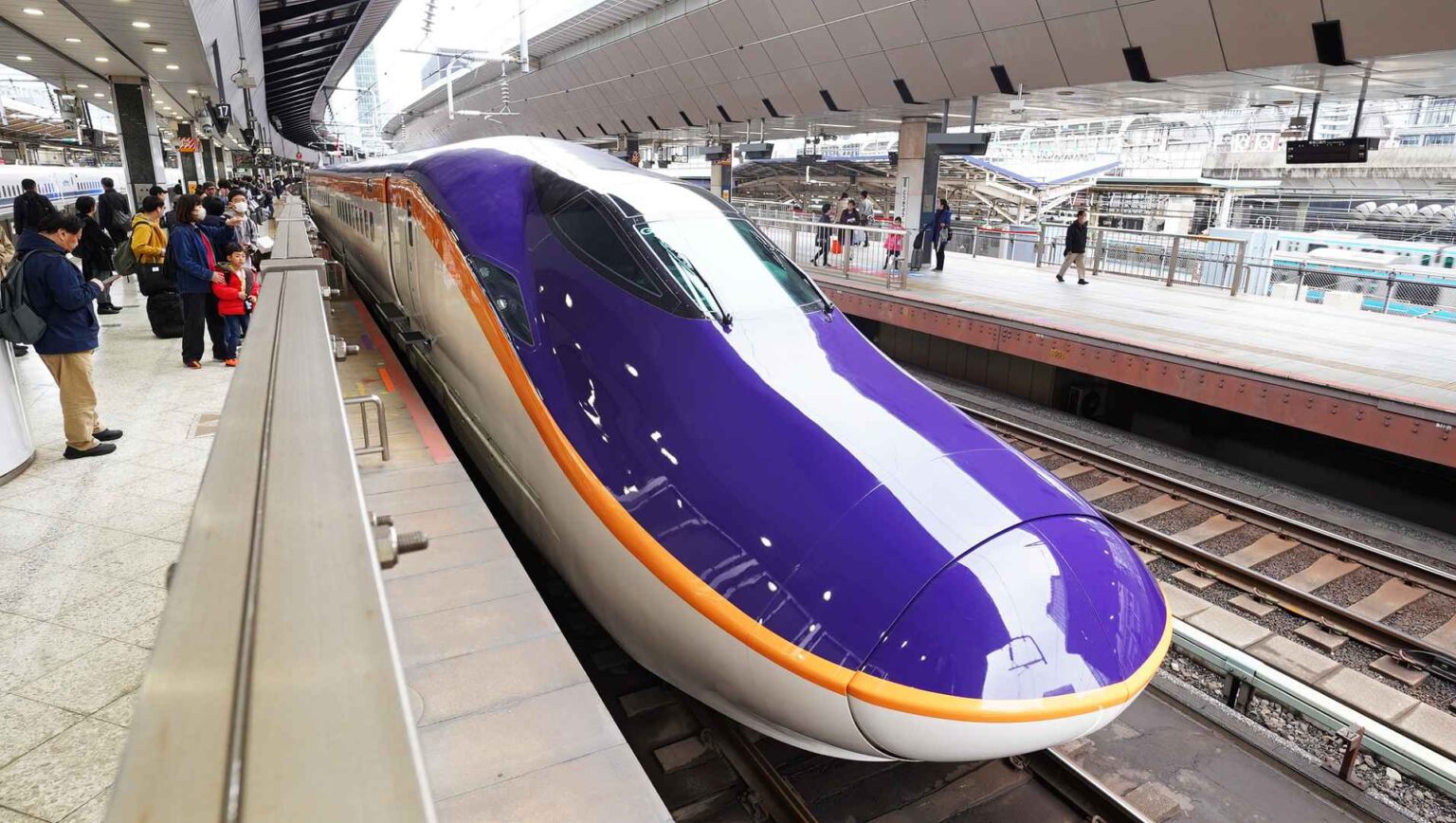 JR East Yamagata Shinkansen E8 Standard Class Tokyo to Shinjo