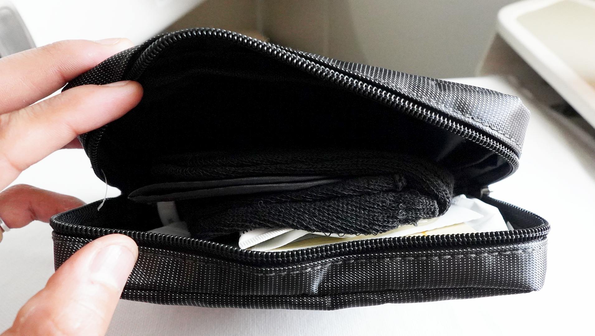 Vietnam Airlines Samsonite Amenity Kit (2024)