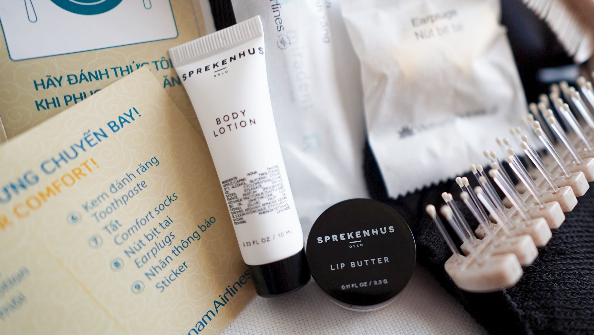 Vietnam Airlines Samsonite Amenity Kit (2024)