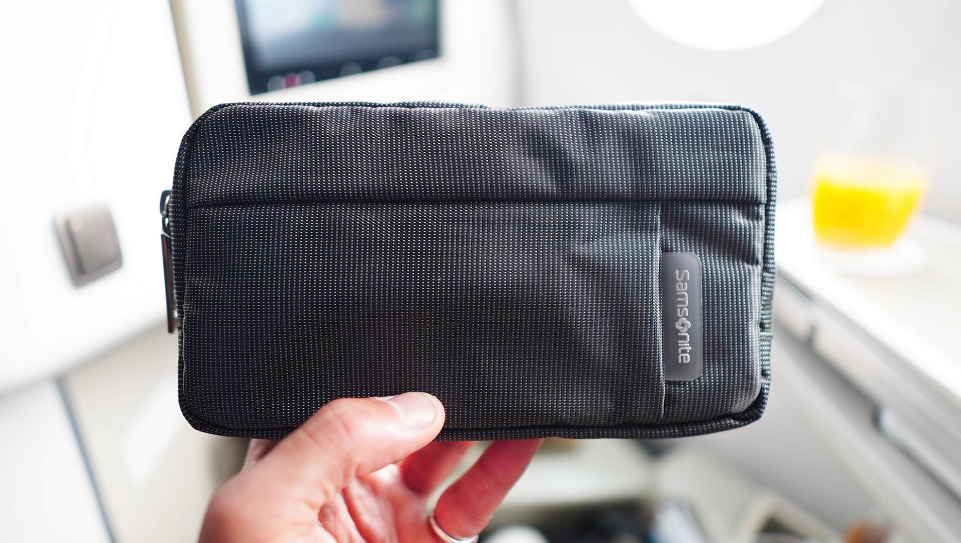Vietnam Airlines Samsonite Amenity Kit (2024)
