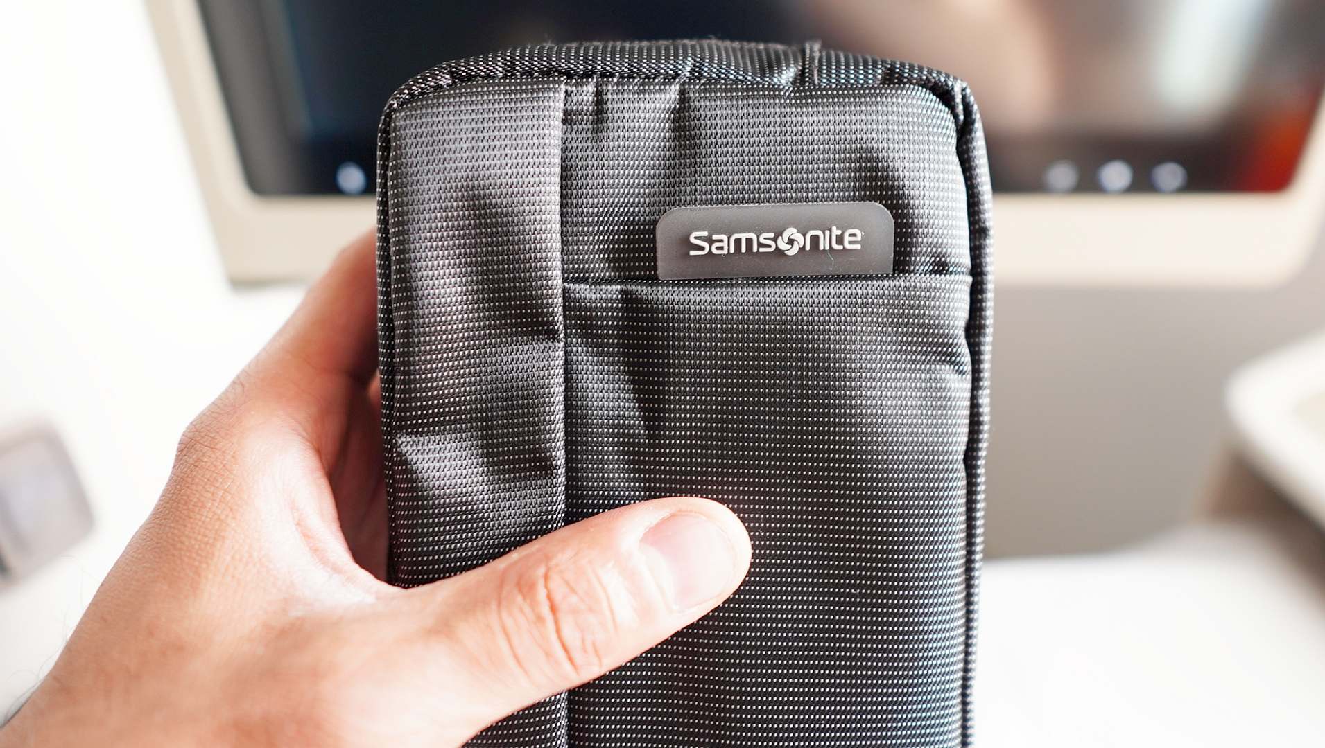 Vietnam Airlines Samsonite Amenity Kit (2024)